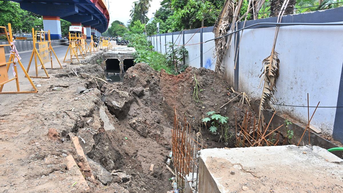 Coimbatore Corporation to resume construction of Trichy Road storm water drain - The Hindu